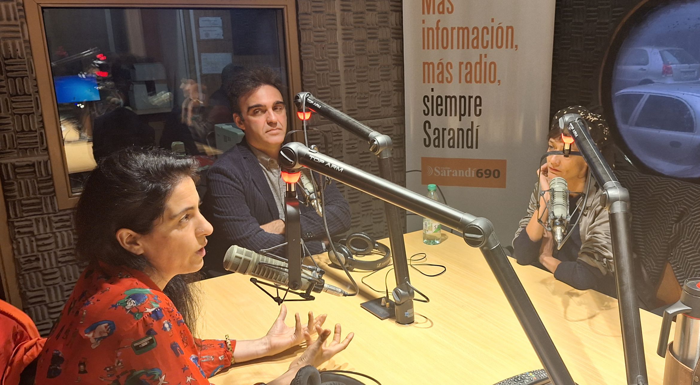 "Edificios y espacios públicos abandonados: entrevista con Adriana Goñi ...